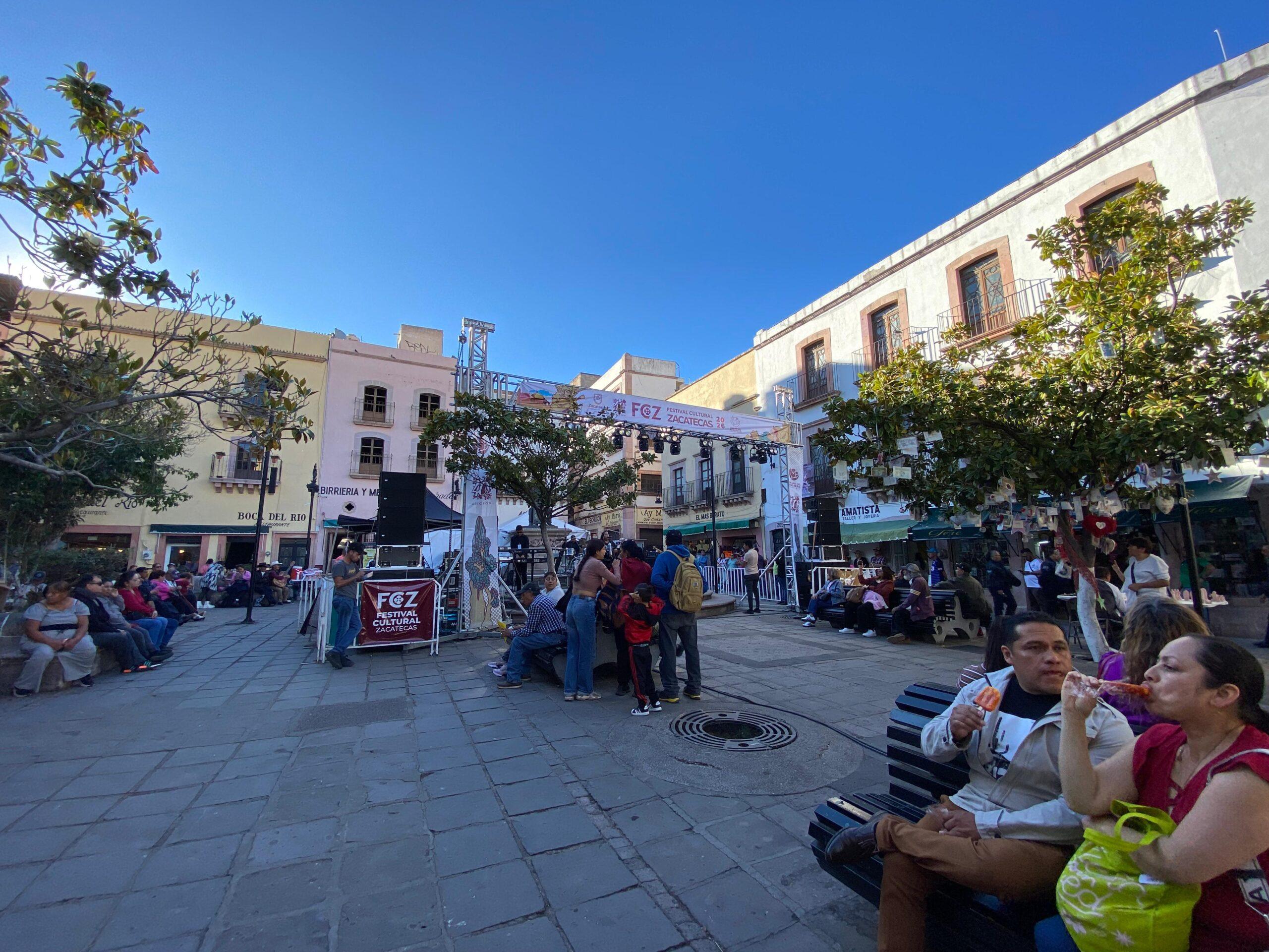 Elegido2 llena de música de antología la Plaza Genaro Codina – Alkimia ...